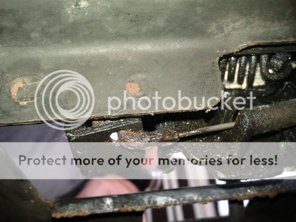 Bonnet cable snapped, how to open? - Skoda Octavia Mk1 (1996-2004 ...